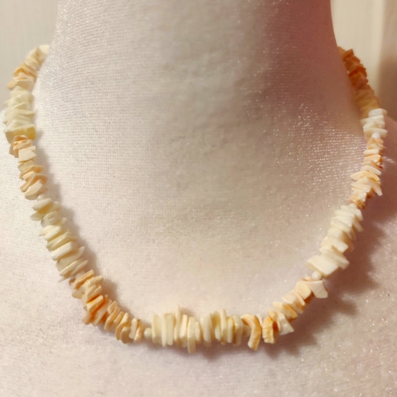 Jewelry | Vintage Puka Seashell Choker | Poshmark